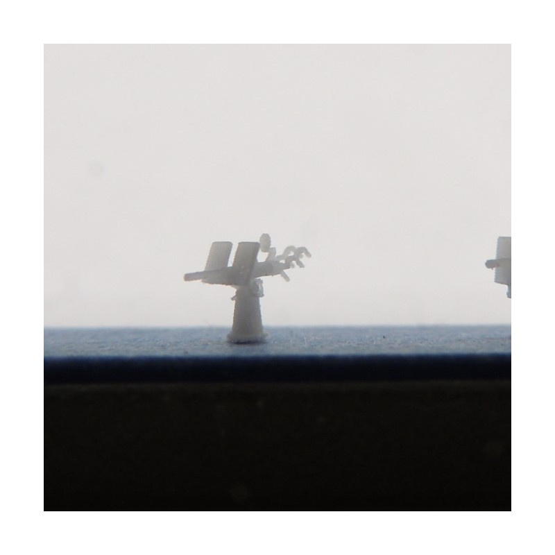 20mm Oerlikon Mk.4 gun (x18)