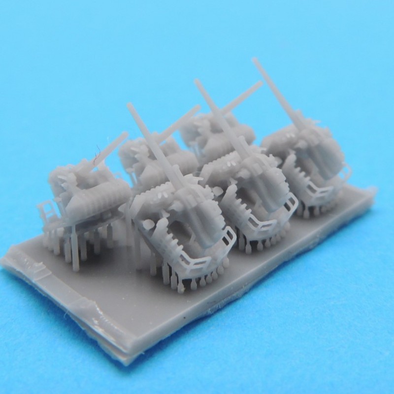 5in./38 Mk.30 gun on open platform (x6)