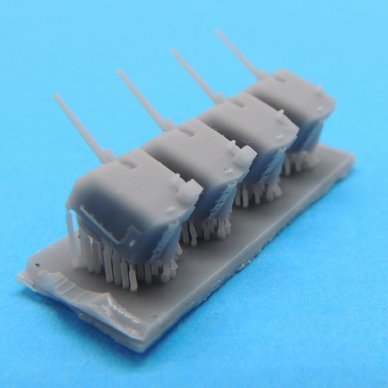 5in./38 Mk.30 gun on close mount single knukle (x4)