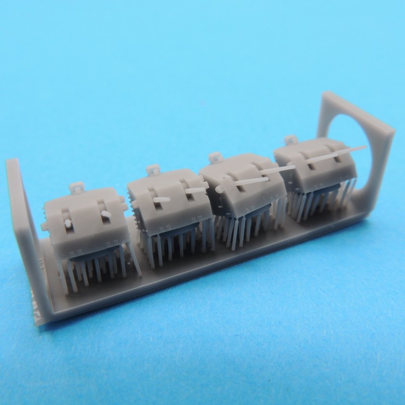 Canon de 5in./38 Mk.28 sur tourelle fermée double (x4)