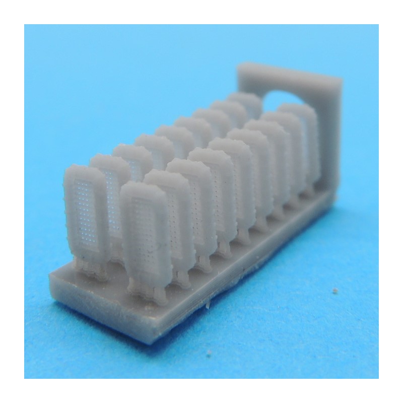 Navy 25 man balsa raft square (x18)