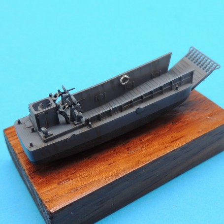 LCM(3) Landing Craft Mechanized (x1)