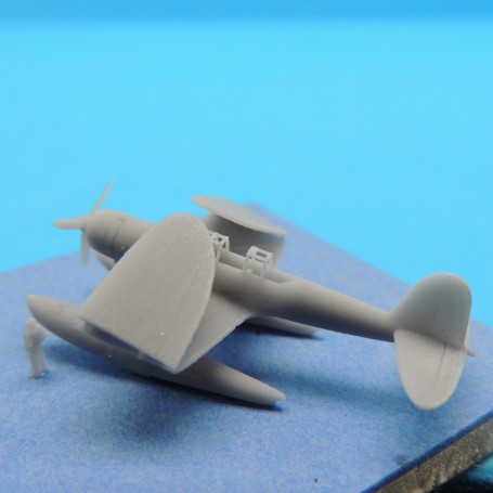 Aichi E13A Jake floatplane with folded wings (x1) Quantity x1