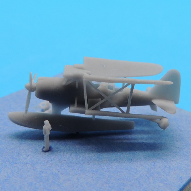 Mitsubishi F1M Pete floatplane with folded wings (x1) Quantity x1