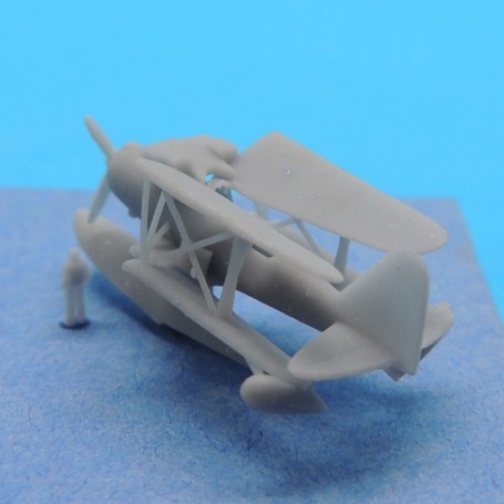 Mitsubishi F1M Pete floatplane with folded wings (x1) Quantity x1