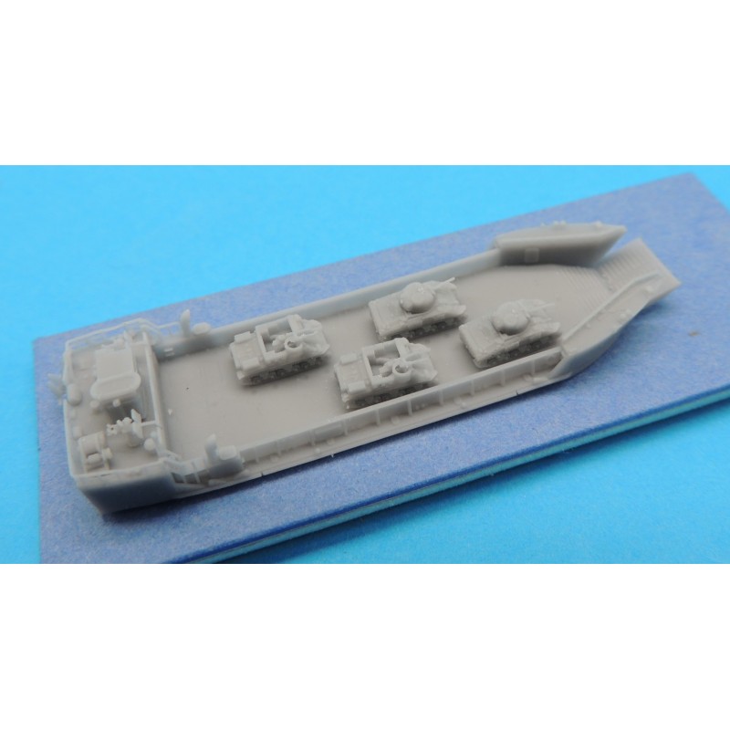 Landing Craft Tank LCT(5)