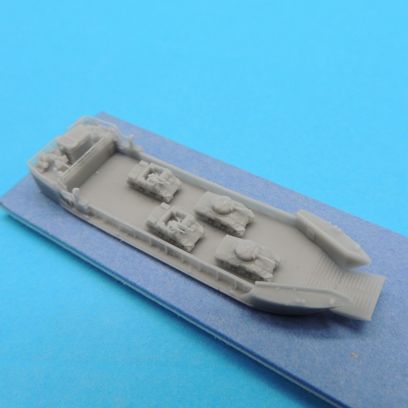 Landing Craft Tank LCT(5)