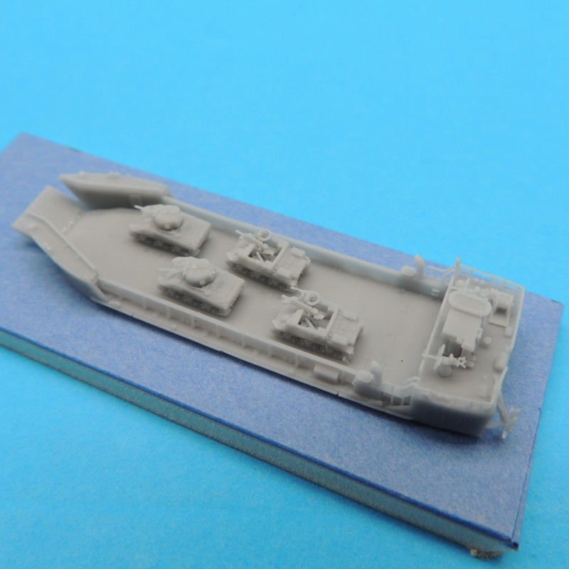 Landing Craft Tank LCT(5)