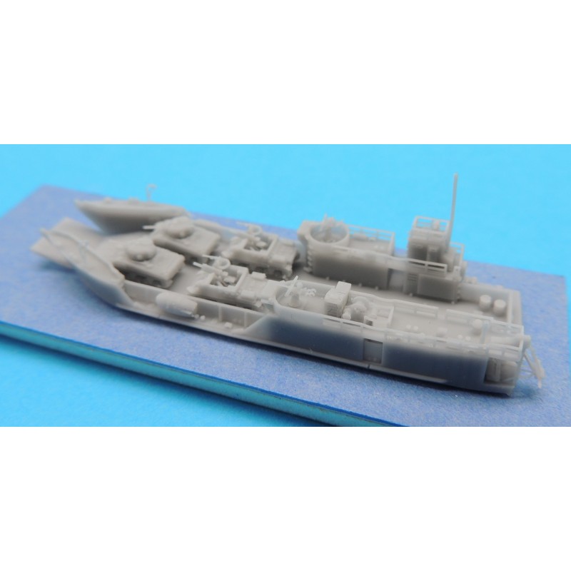 Landing Craft Tank LCT(6)