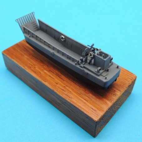 LCM(6) Landing Craft Mechanized