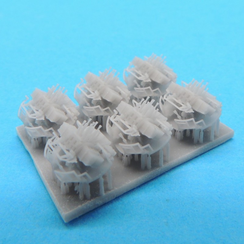 2 pdr. Pom Pom Mk.VIII gun on octuple mount Mk.V (x6)