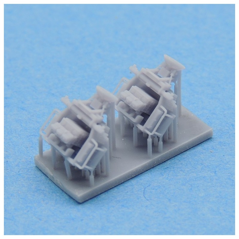 Mark 33 Gun director open roof version, with Mark 25 antenna (x2)