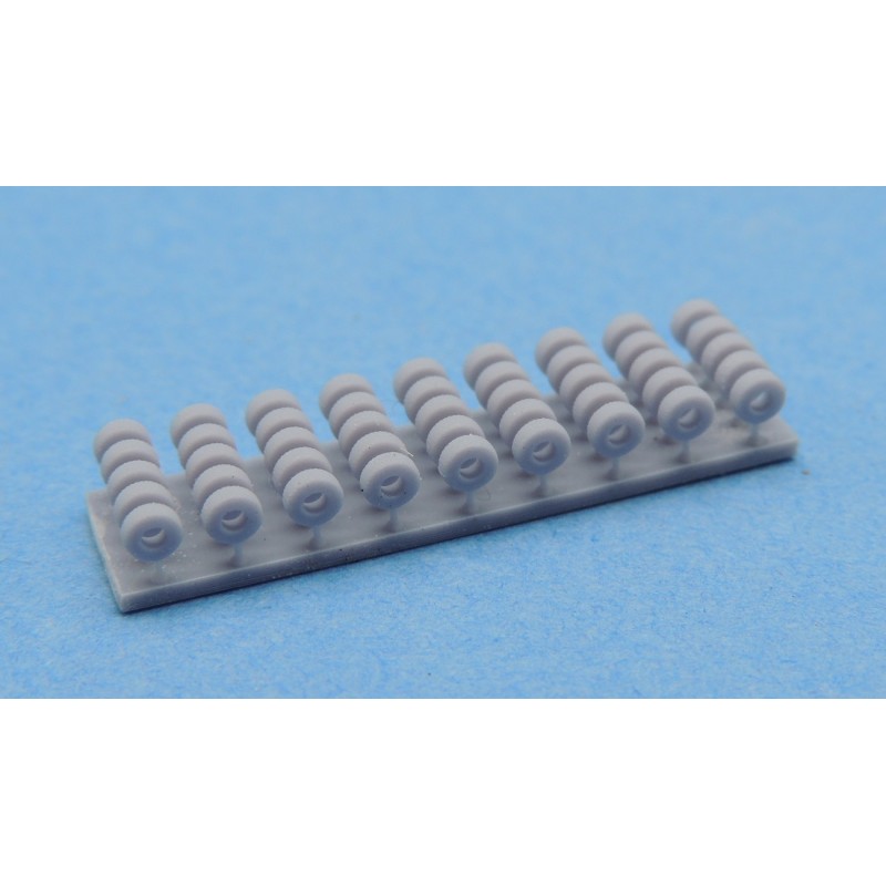 Spare tires set (x45)