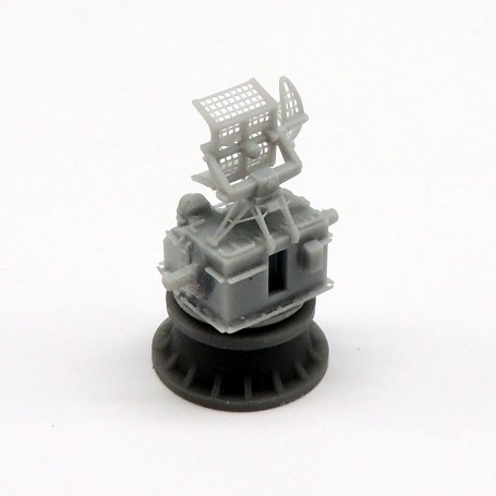 Mk.37 gun director with cupola and Mk.12 & Mk.22 antennas (x2)