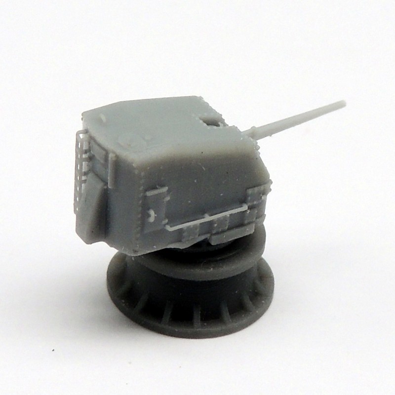 5in./38 Mk.30 gun on close mount single knukle (x2)