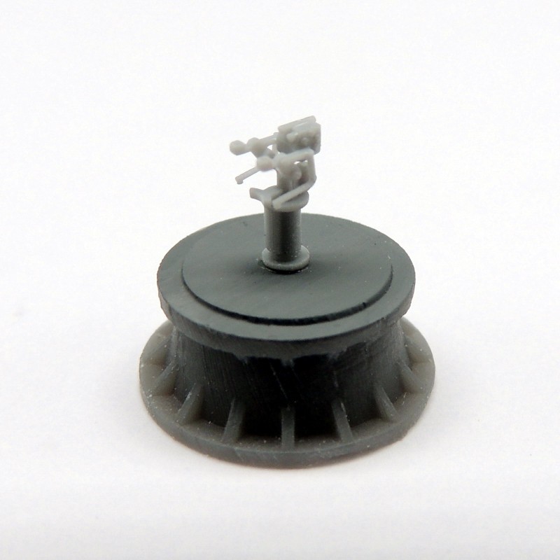 Mk.51 gun director with Mk.15 gunsight (x8)