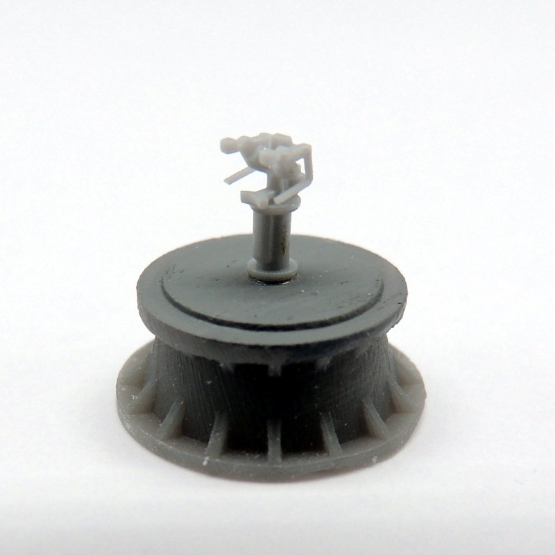 Mk.51 gun director with Mk.14 gunsight (x8)